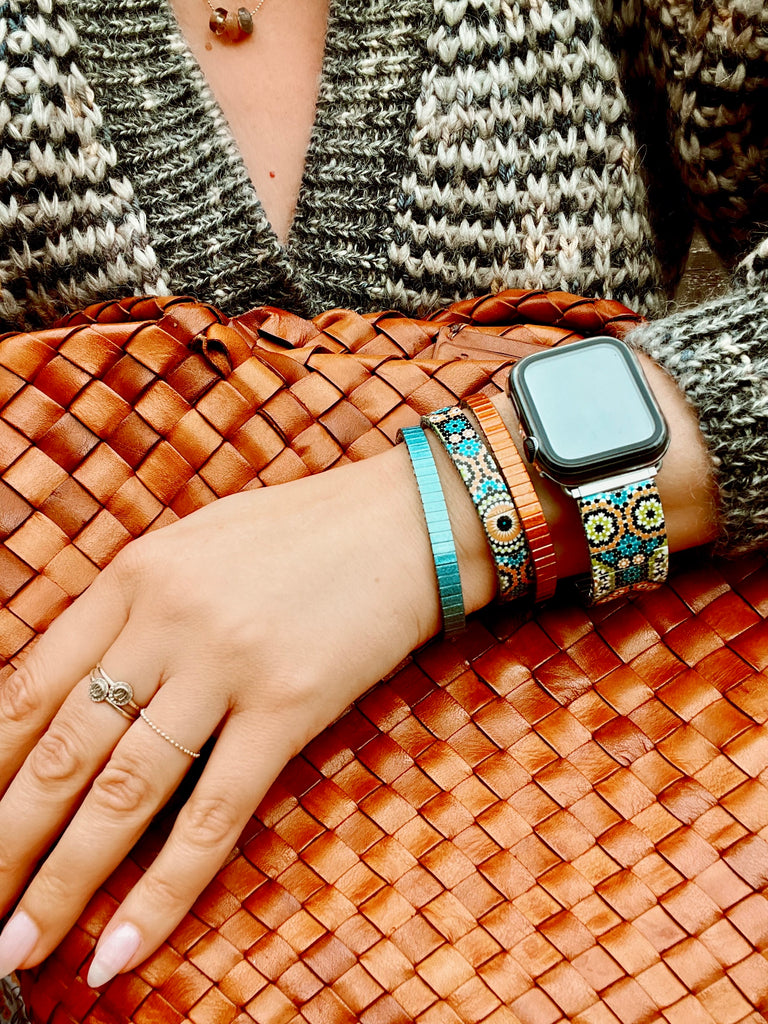 Banded-Berlin-armbanden met de hand gemaakt van de iconische uitbreidb ...